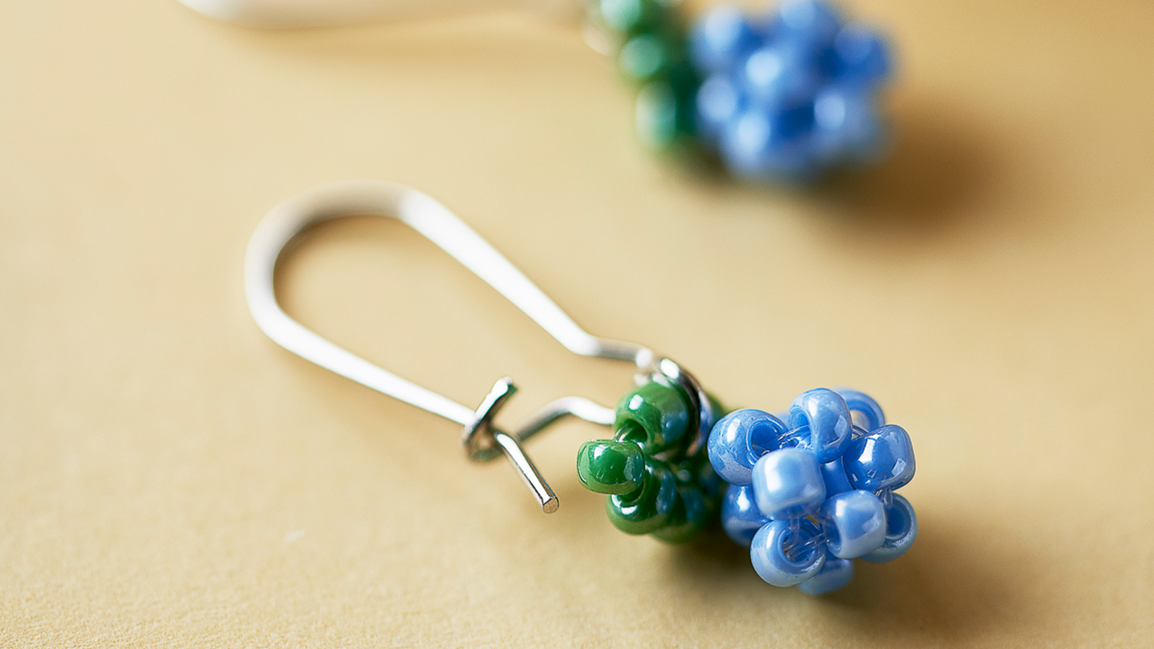 Beaded blueberry earrings – Søstrene Grene á Íslandi