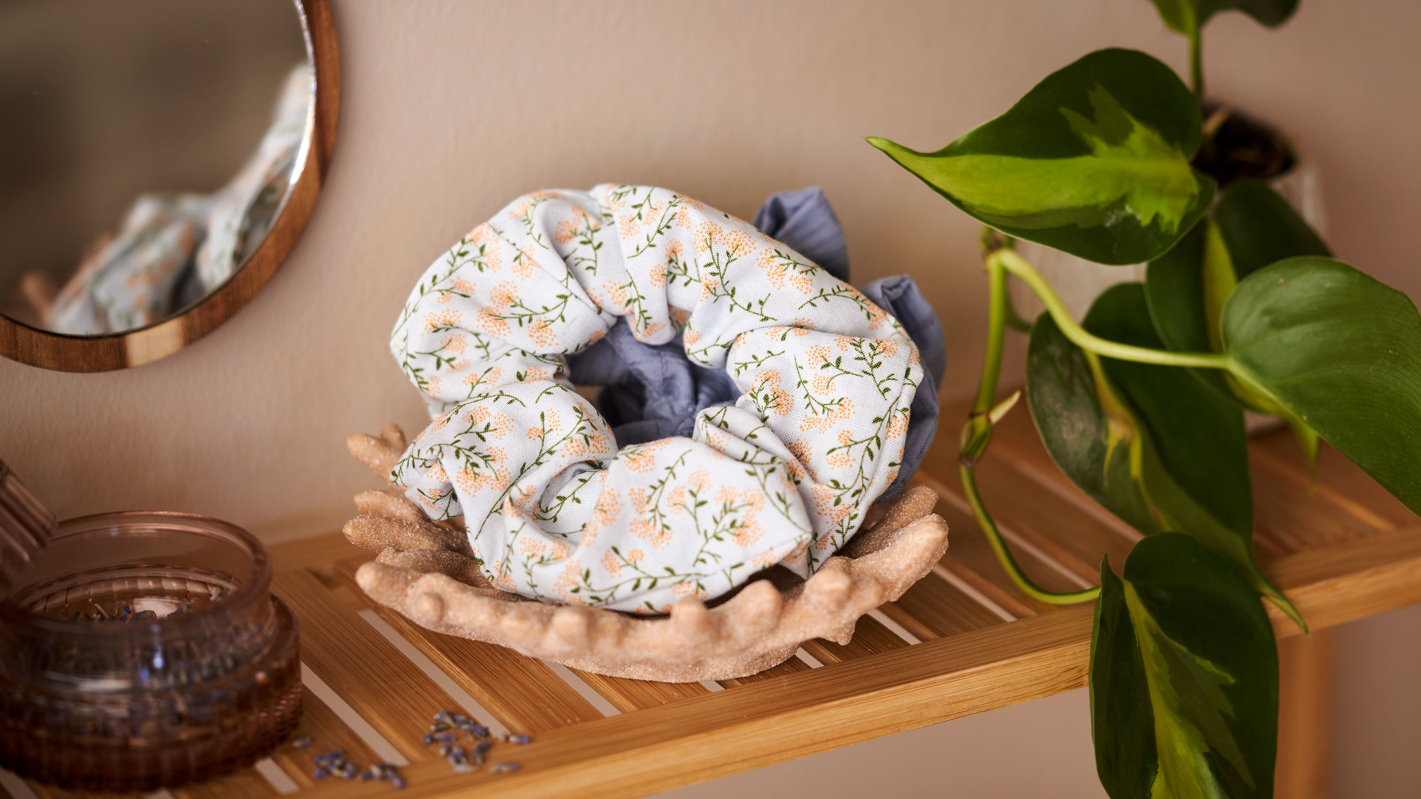 Scrunchie with lavender | DIY-projects | Søstrene Grene