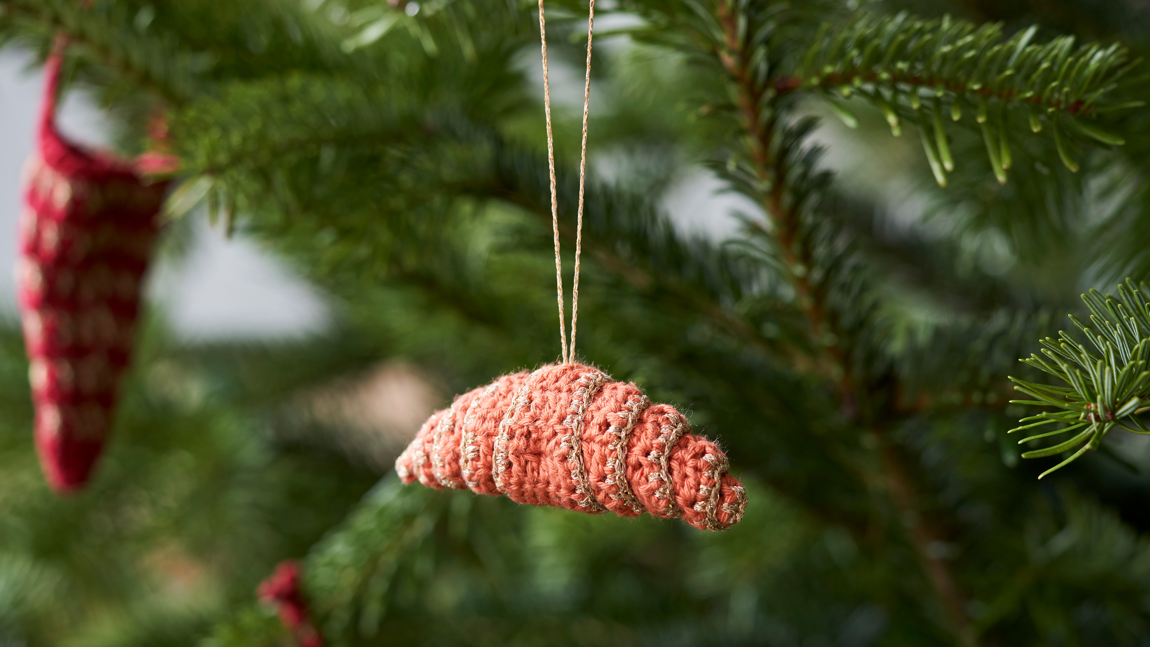 Crochet croissant Christmas ornament – Søstrene Grene á Íslandi