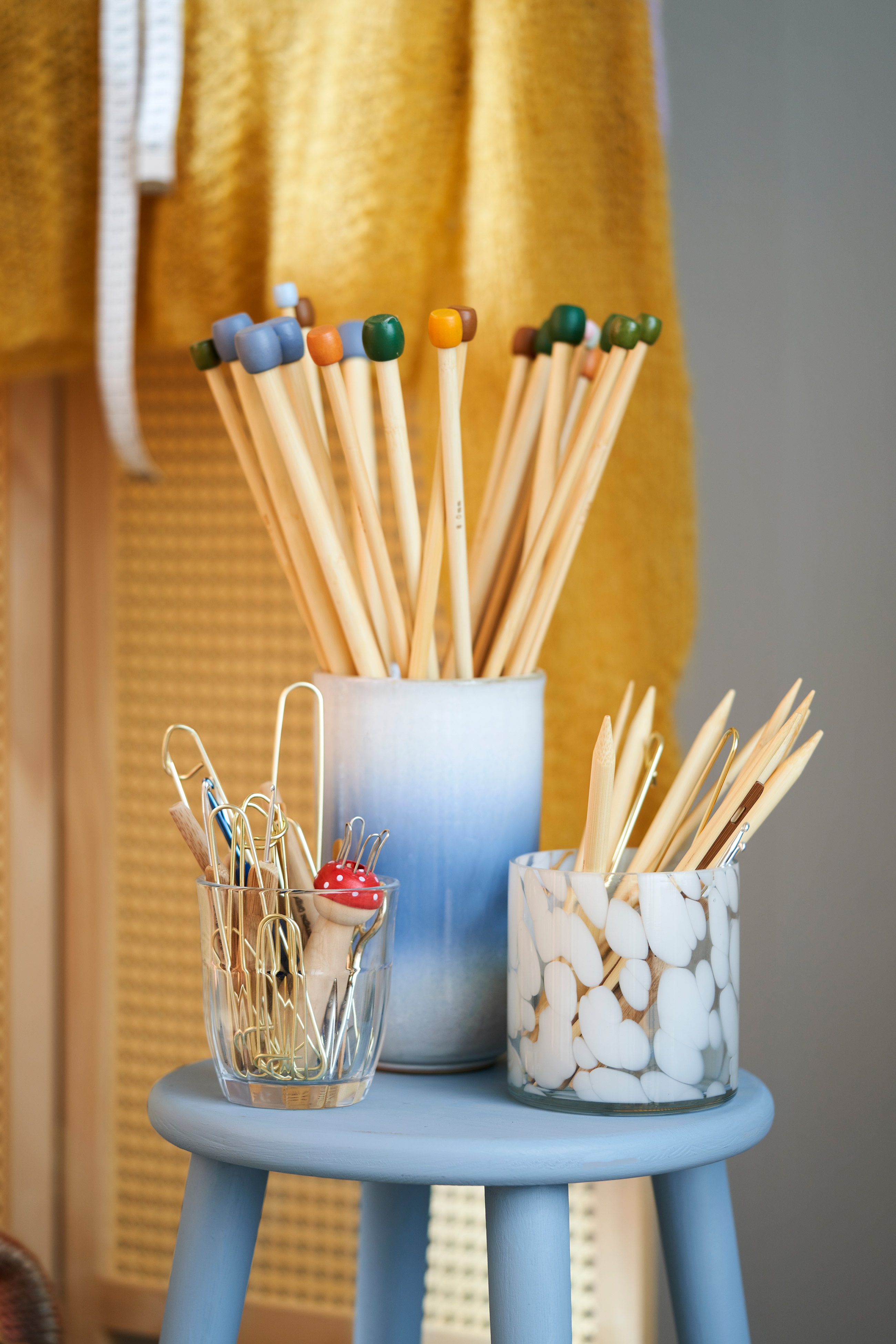 Decorate a creative workroom with colours and practicality | Søstrene Grene