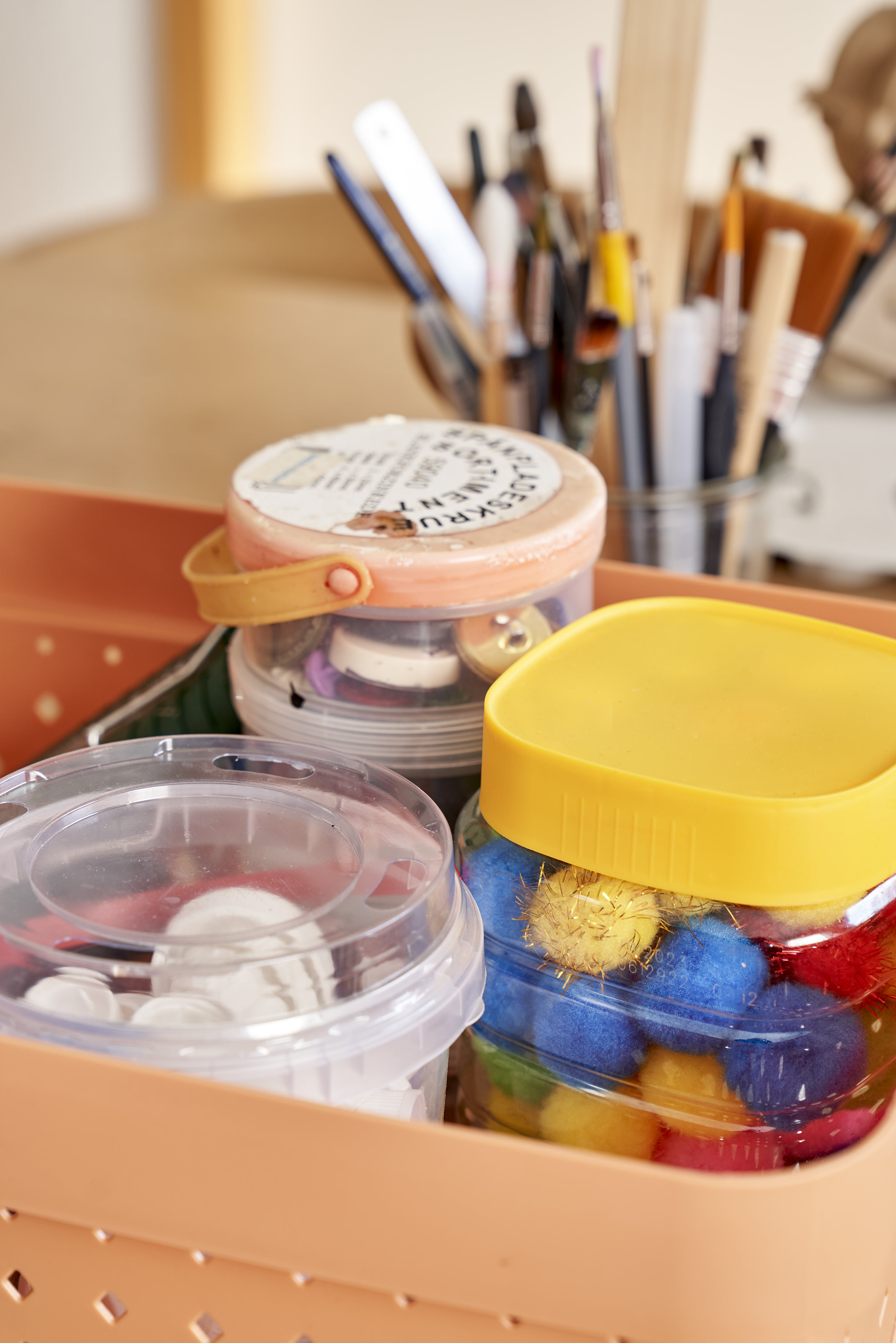 Dea transforms trash to toys | Søstrene Grene