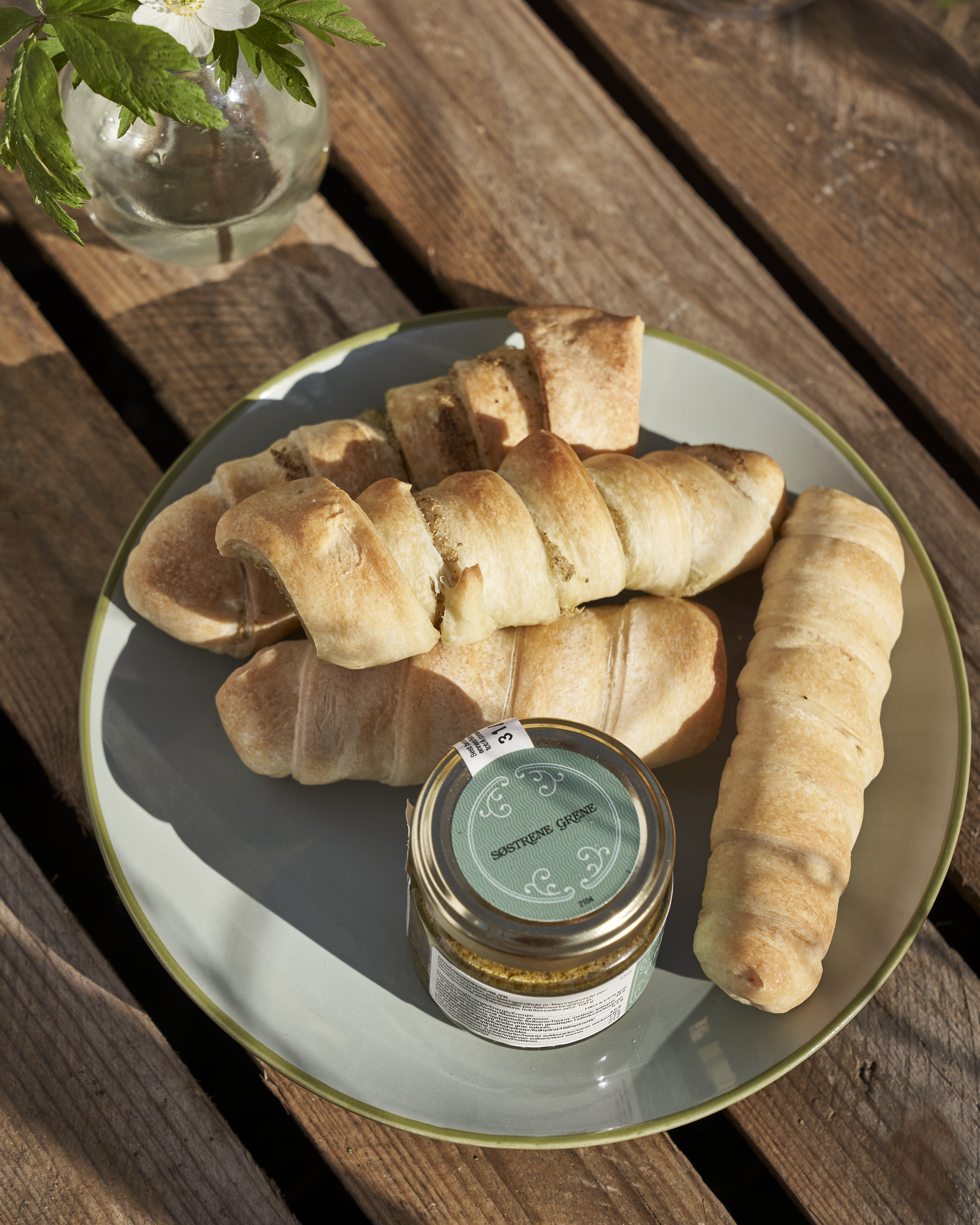 Twisted cinnamon bonfire bread | DIY-projects | Søstrene Grene