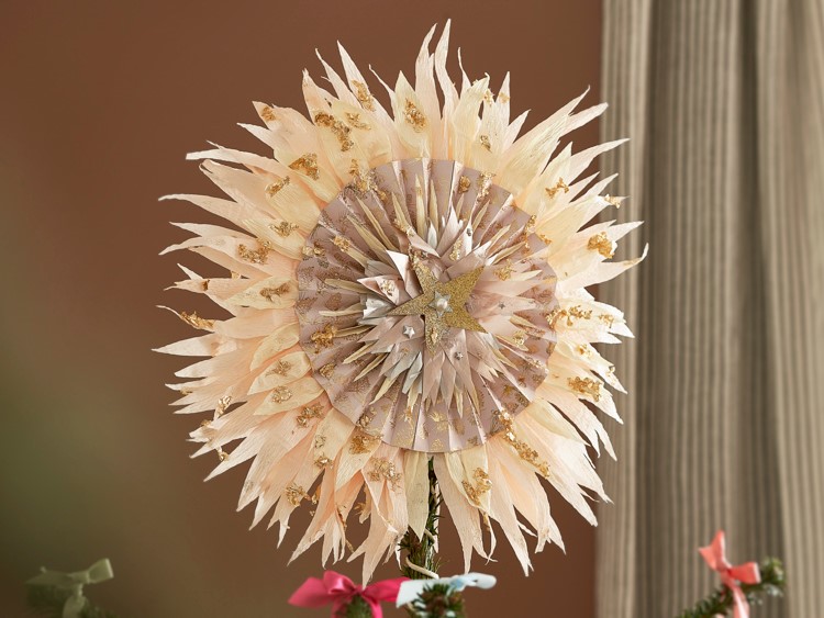 Paper star tree topper | DIY-projects | Søstrene Grene