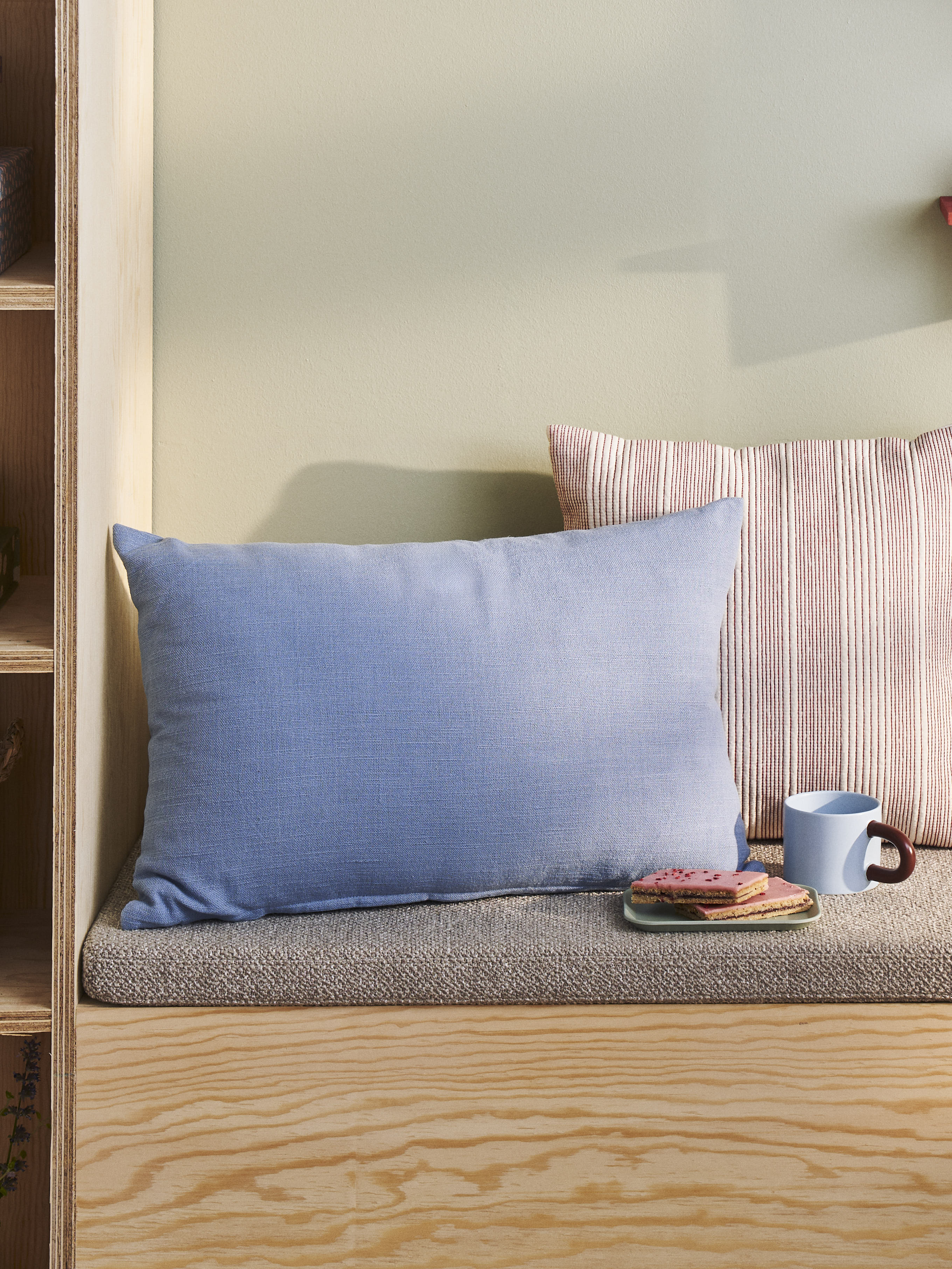 Textiles | Decorate with soft home textiles | Søstrene Grene