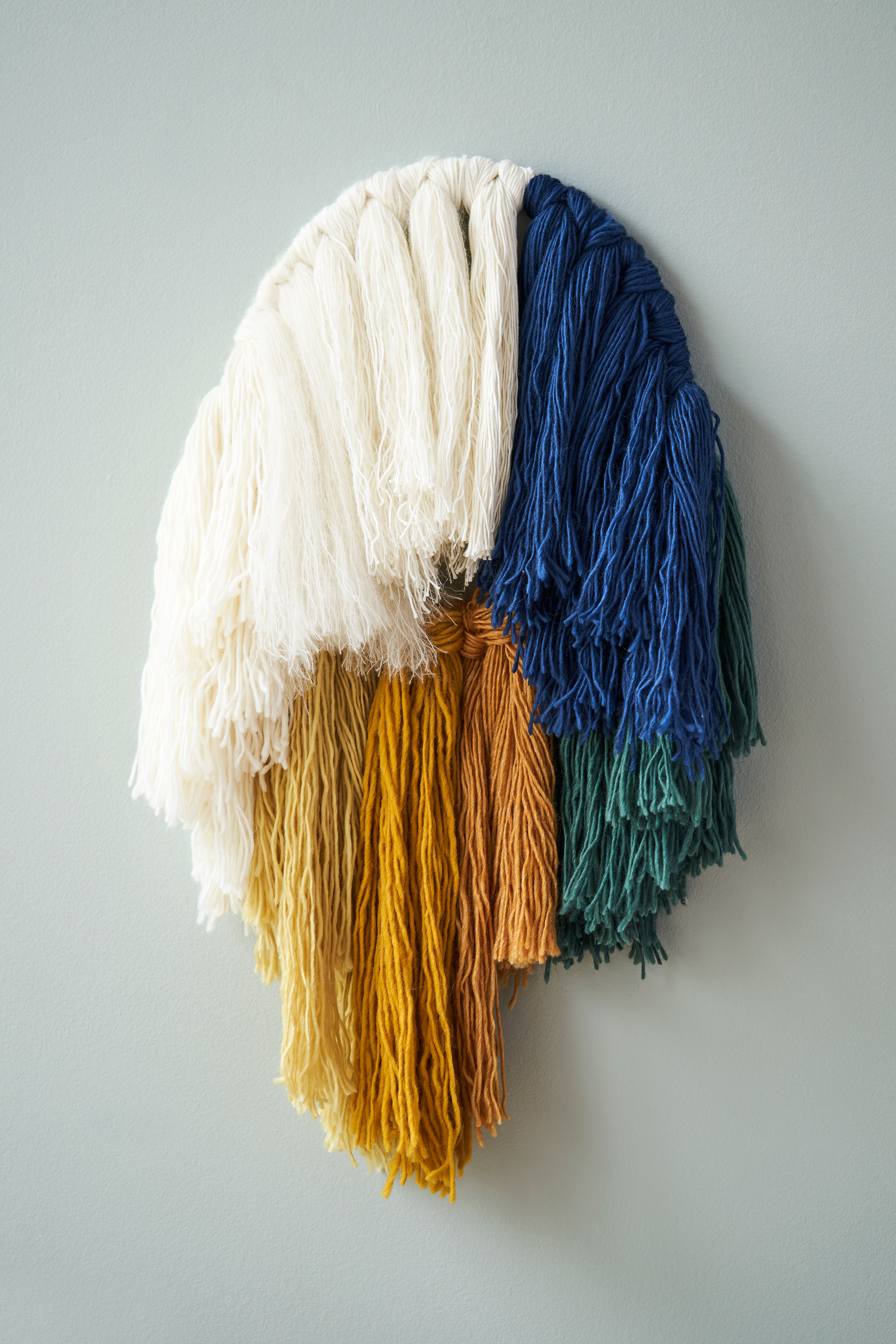 5 lovely wall decorations with yarn | Søstrene Grene