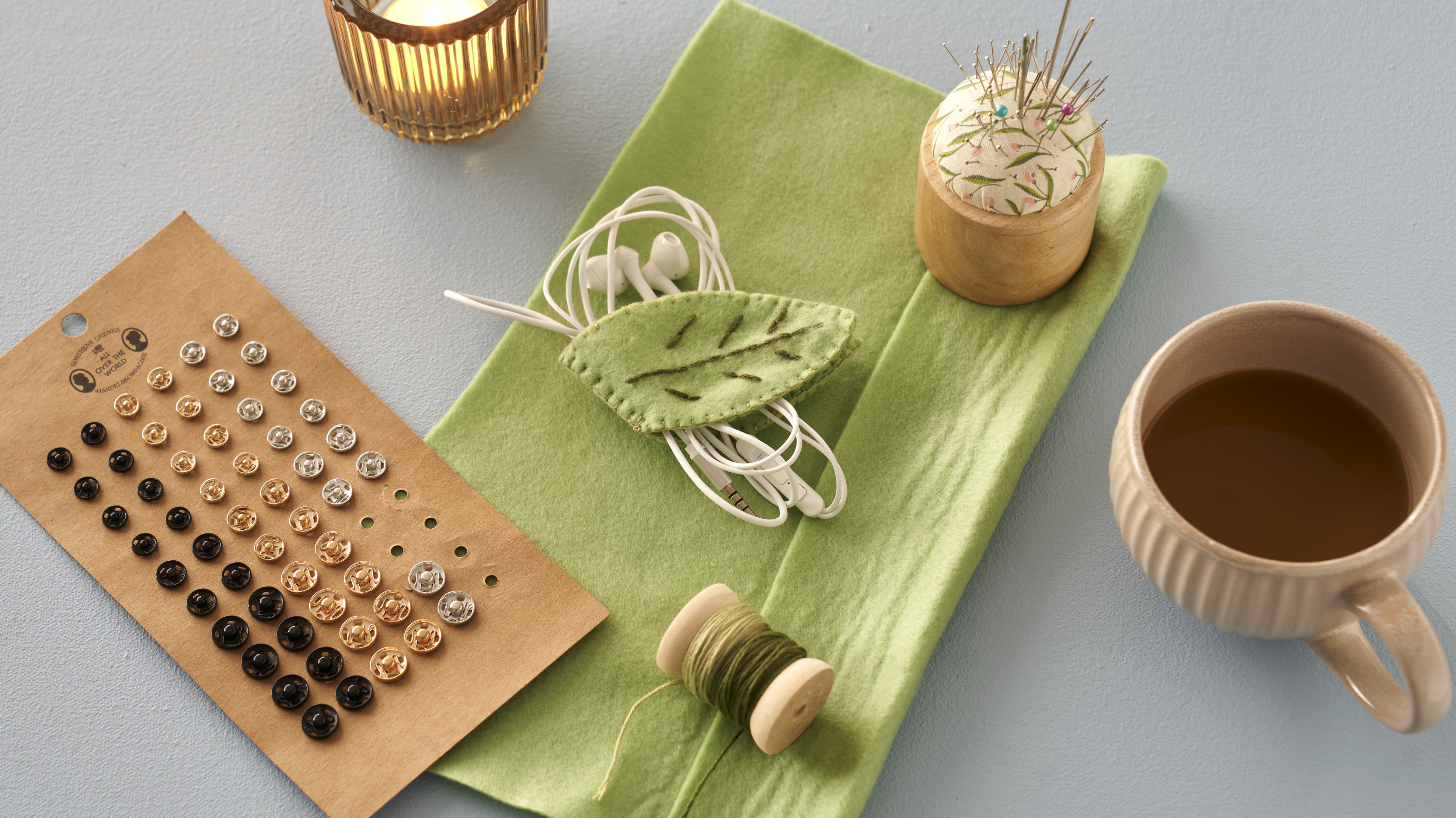 Schöner Kabel-Halter aus Filz | DIY-Projekt | Søstrene Grene