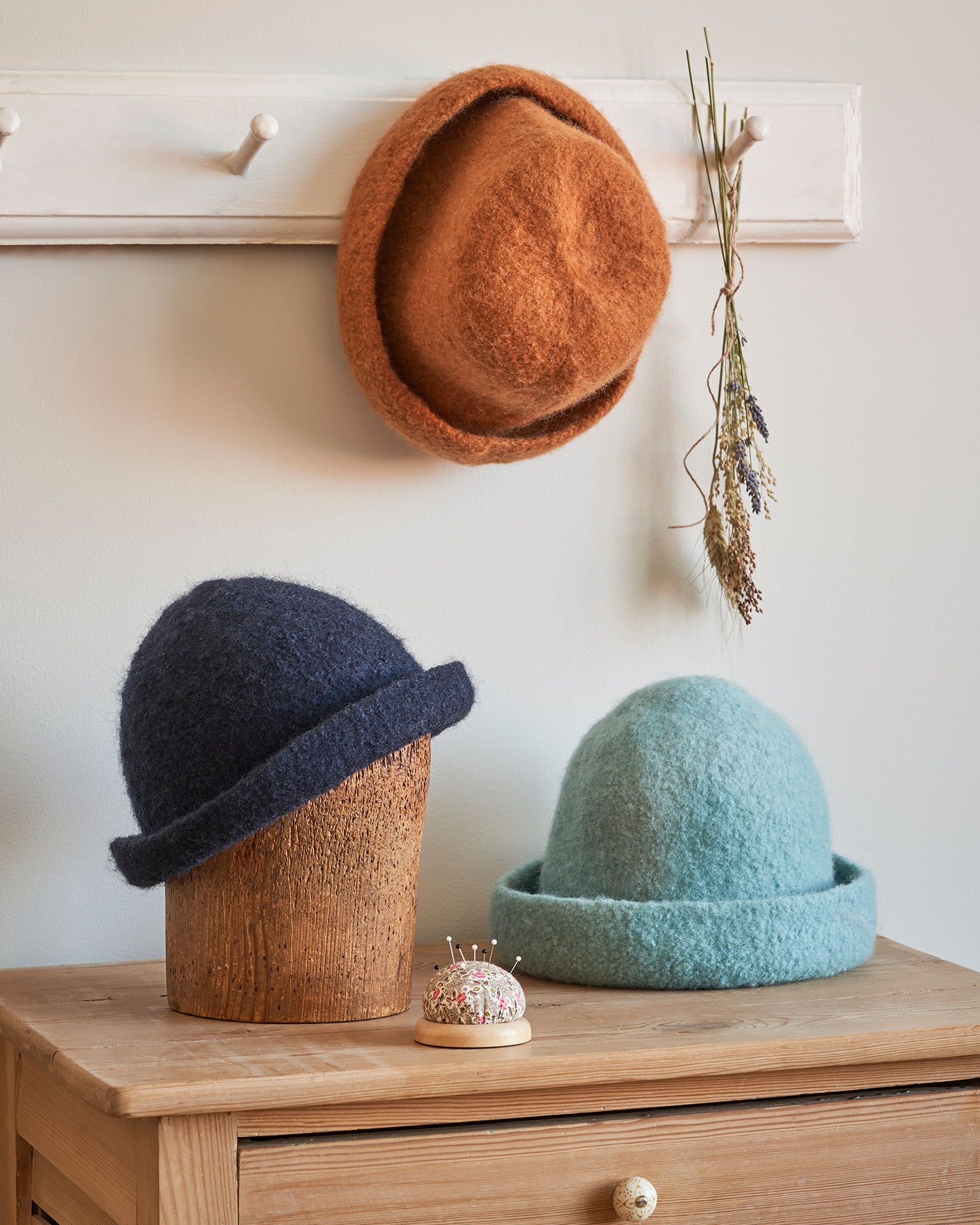 Christmas ornaments in felt | DIY-projects | Søstrene Grene