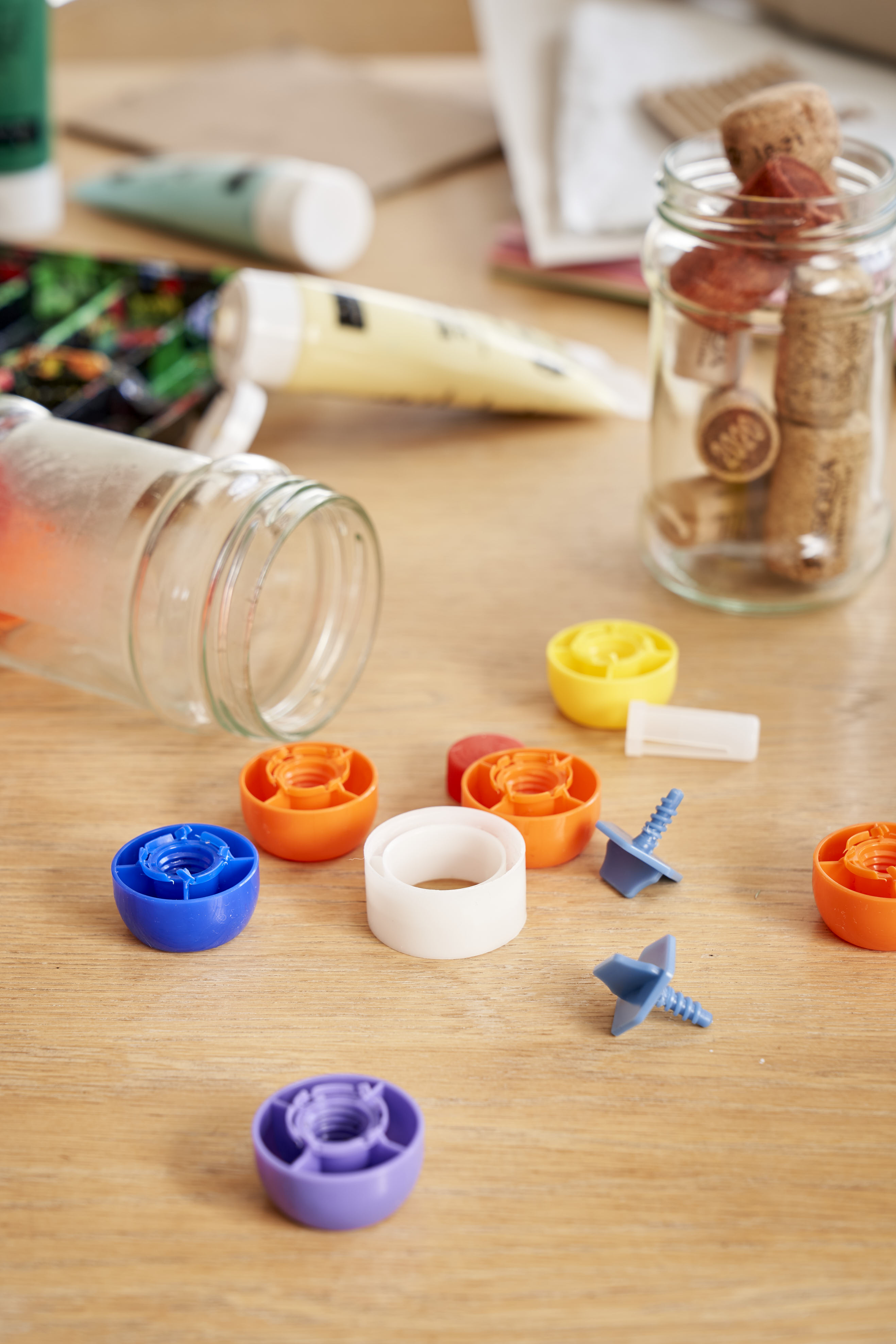 Dea transforms trash to toys | Søstrene Grene